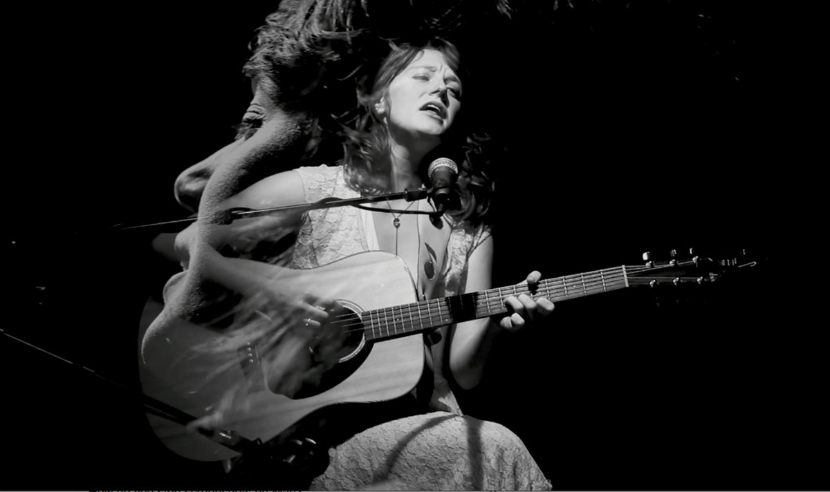 NEW MUSIC: Elaine Cole – Blame It On The Roses | POST TO WIRE