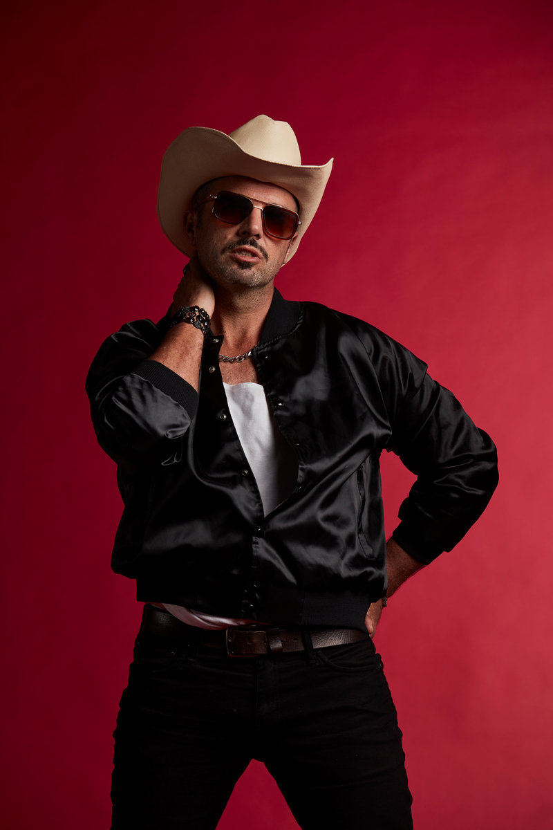 DAN BRODIE FEELS THE LOVE IN NEW VIDEO CLIP | POST TO WIRE